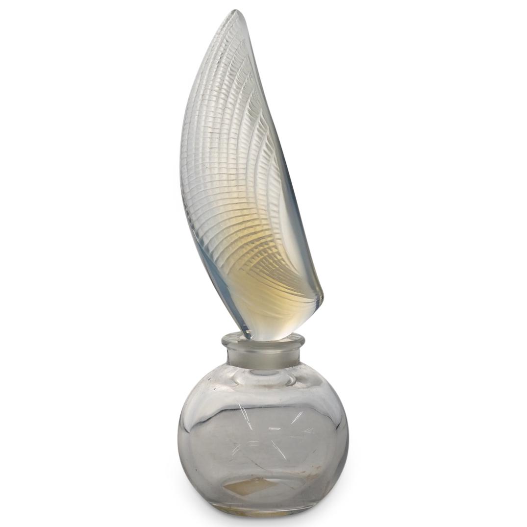 Vintage Lalique "Coquillage" Crystal Feather Perfume Bottle - Jan 10 ...