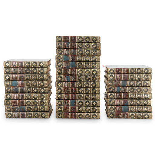 (30 Pc) "victor Hugo Works" Limited Edition Book Collection