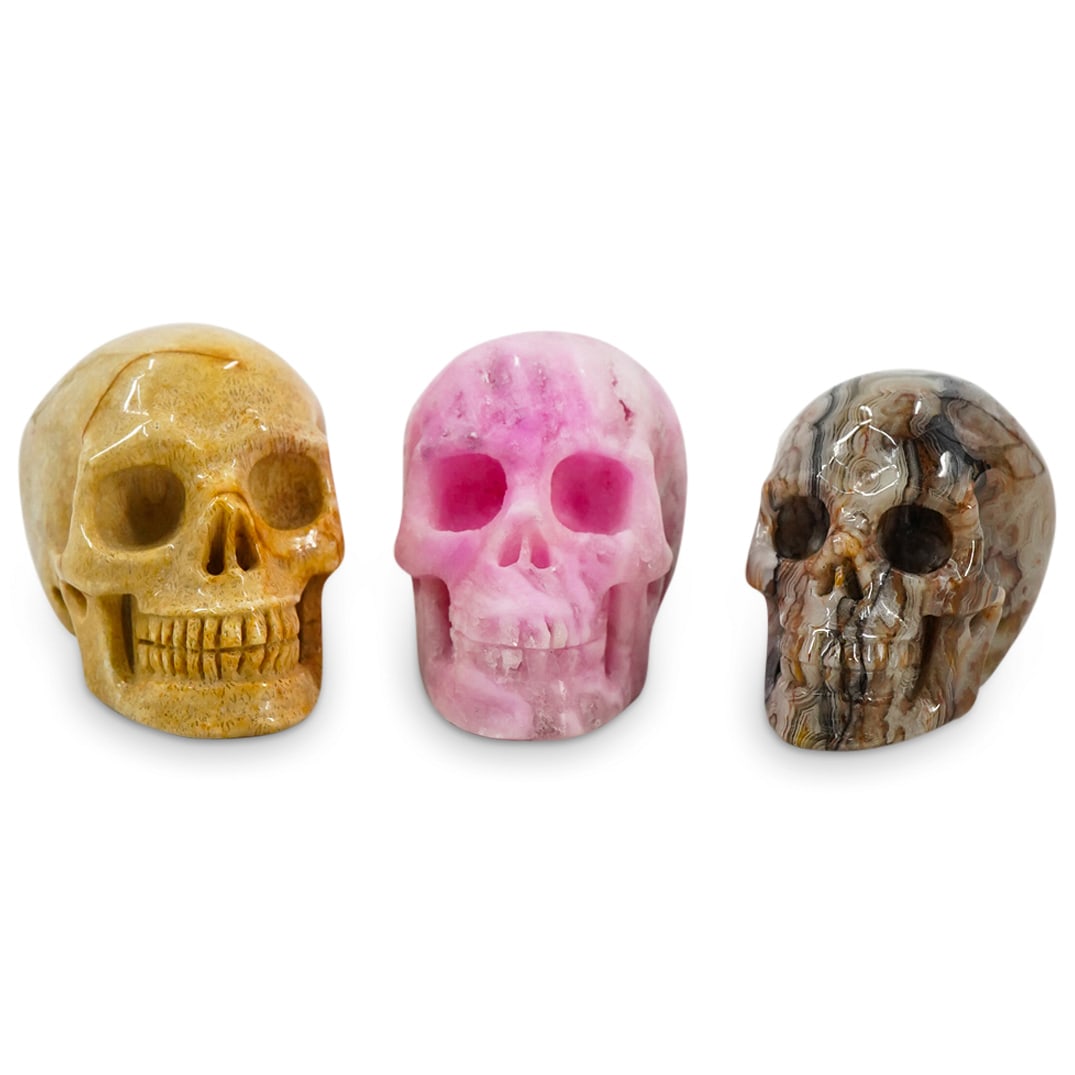 (3 Pc) Carved Semi Precious Stone Skulls Auction