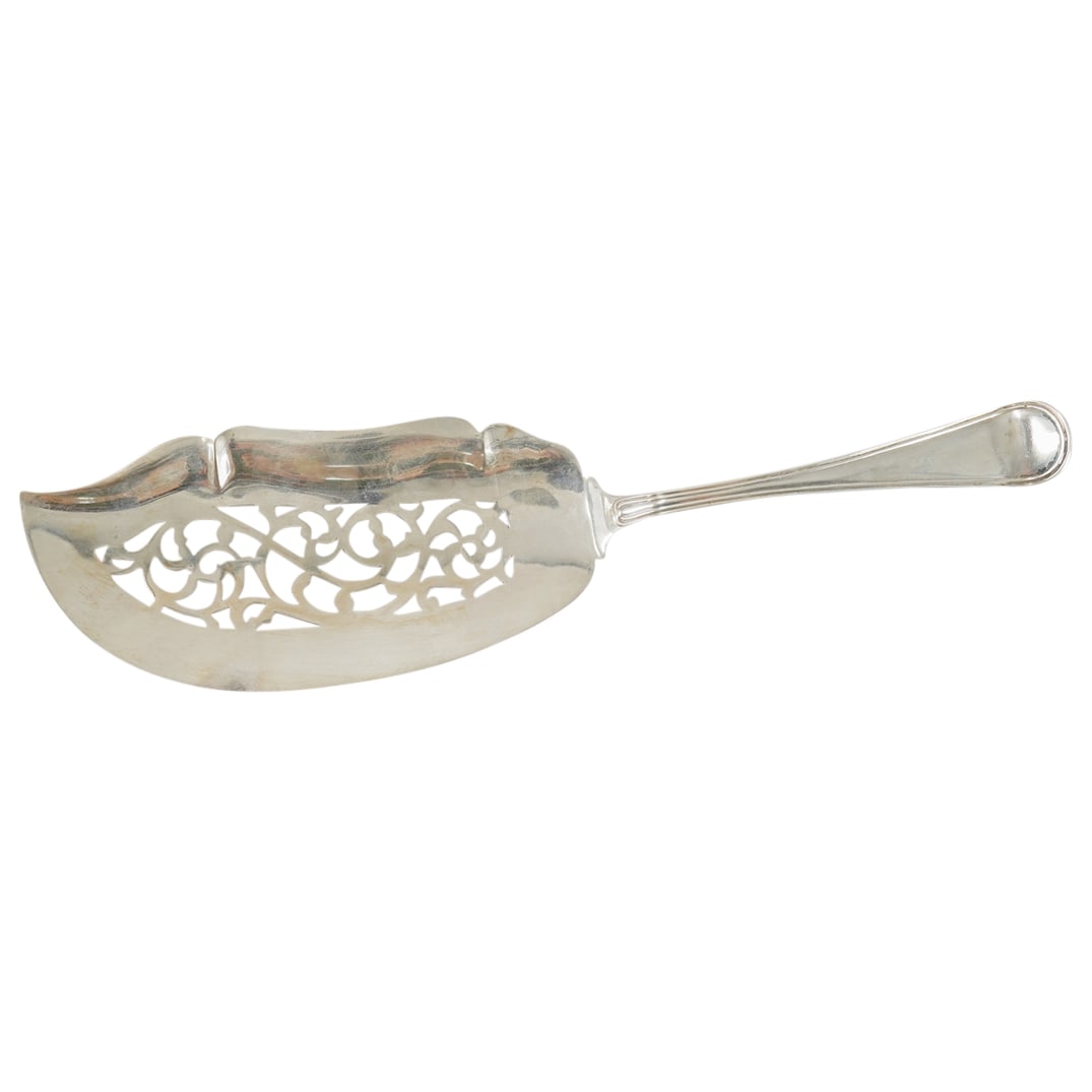 Antique Dutch .833 Silver Pierced Fiddle Fish Slice Server Auction