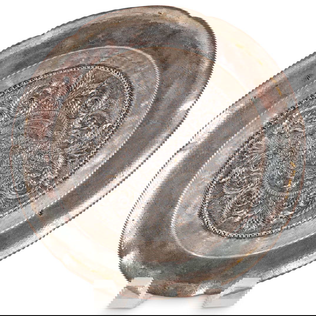 18th Century Spanish Colonial Silver Repousse Coat Of Arms Plate Auction