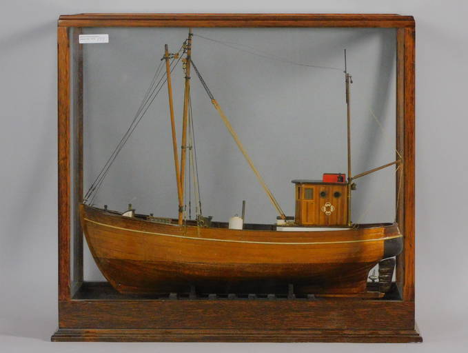 Mahogany Case Ship Model Of The Fishing Trawler