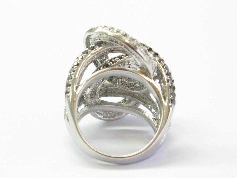 Black & White Diamond Overlapping Ring 18kt White Gold 5.76ct Big Ring