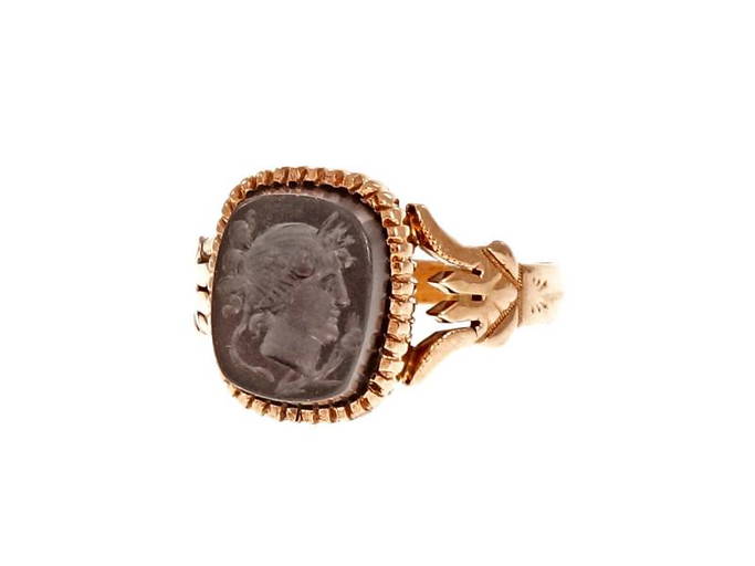 Victorian 1880 Pink Gold Carved Onyx Ring