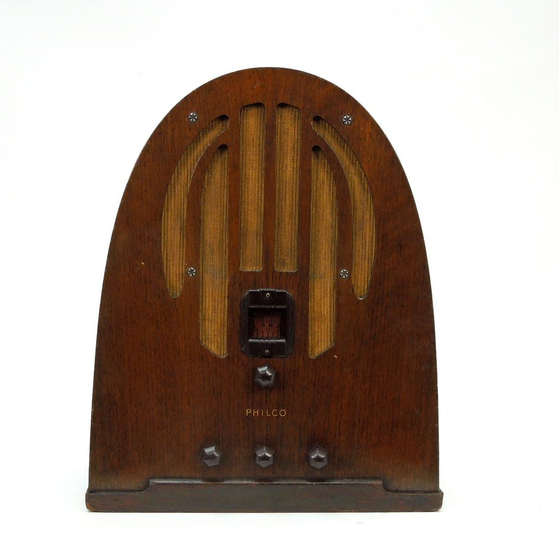 Philco Model 60 Cathedral Radio. - Sep 26, 2020 | D.G.W. Auctioneers ...