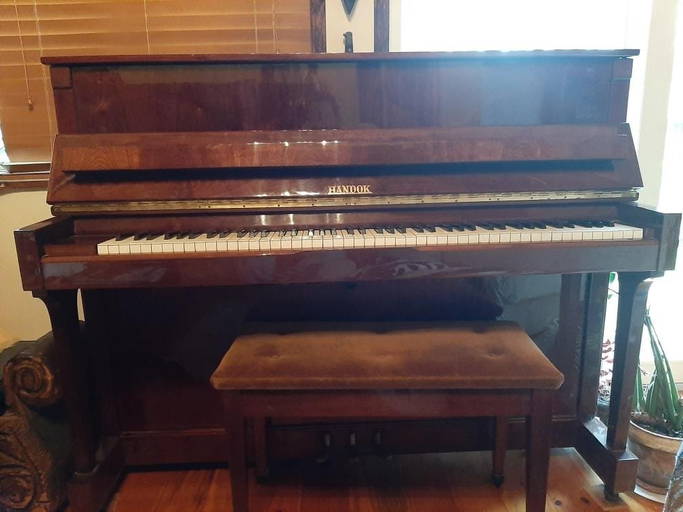 Grand Handok Upright Rosewood Piano