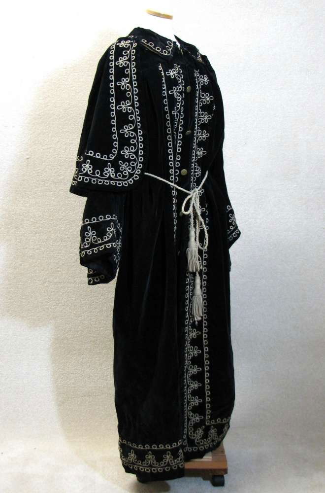 87: Antique Masonic Conductor Priest Embroidered Robe