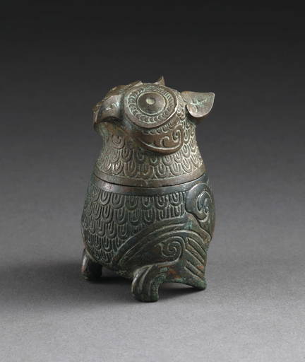 A Rare And Fine Bronze Owl Shaped Vessel, Zun, Shang Dynasty