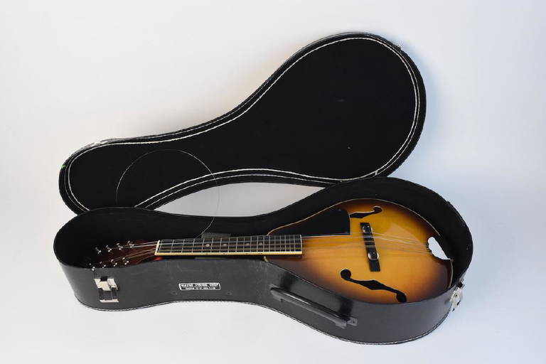C.f. Martin & Co "goya" Mandolin W/case