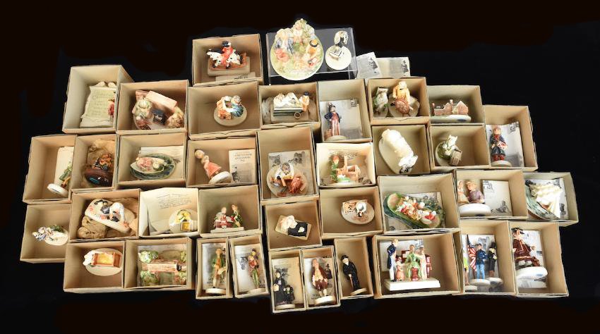 (41) Piece Collection Sebastian Miniatures