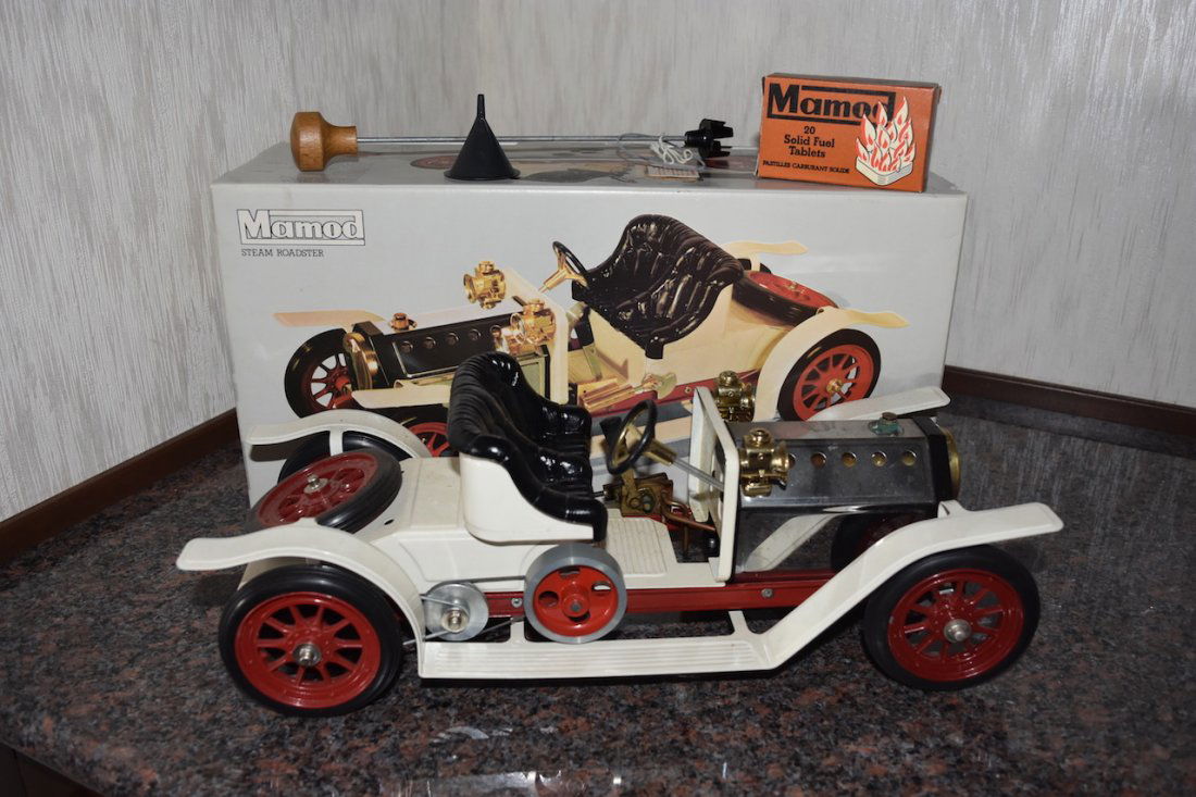 Mamod Limited Steam Roadster SA1 Steam Engine Powered