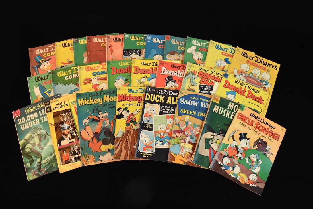 (27) Dell Walt Disney Comic Books