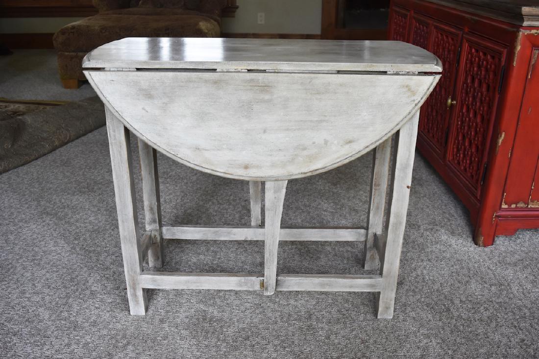 Foreside Double Drop Leaf White Wash Table