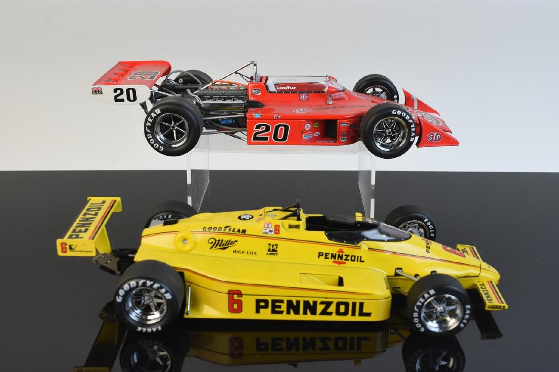 (2) 1:18 Carousel 1 Die Cast Race Cars