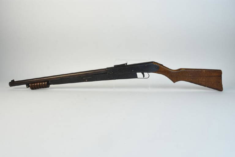 Vintage 1960's Daisy No. 25 Pump Bb Gun