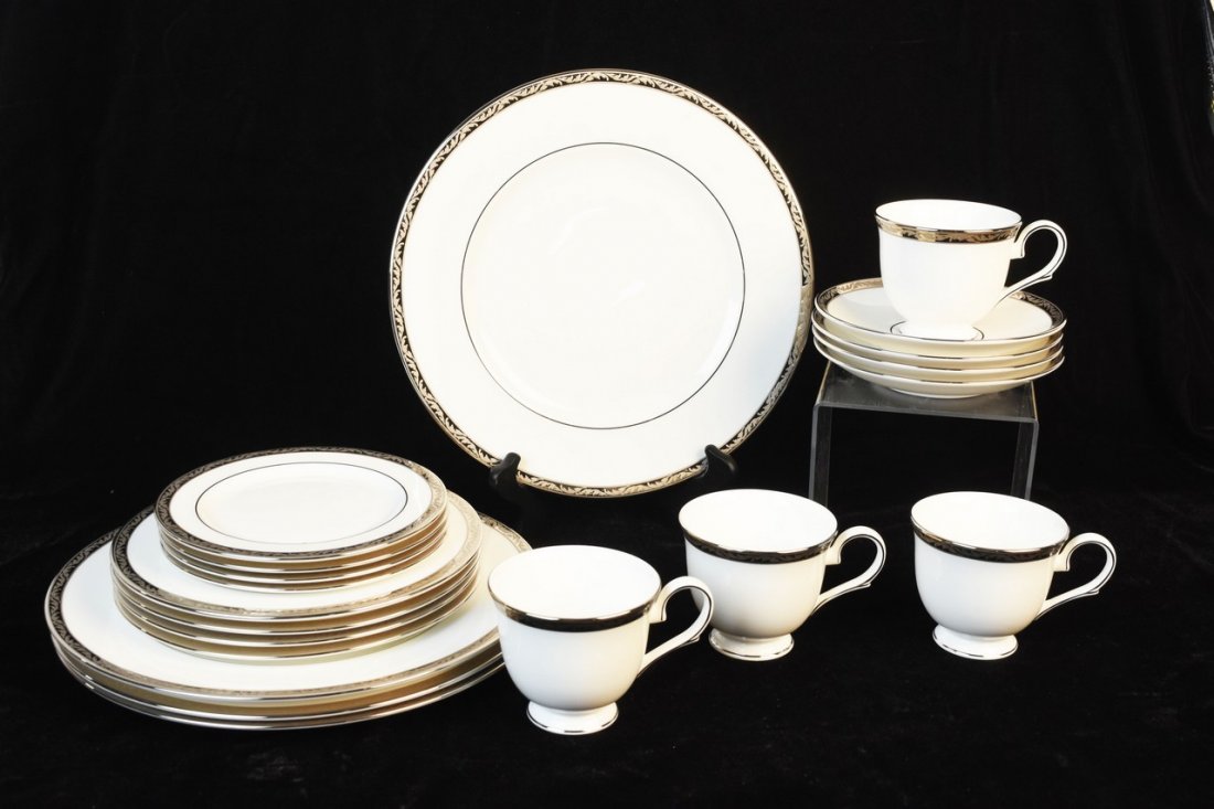 Lenox Landmark Platinum (20) Piece Collection