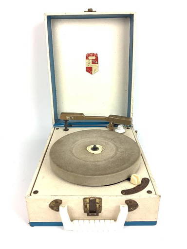 Majorette record player (#0203) on May 07, 2022 | Scheerer McCulloch ...