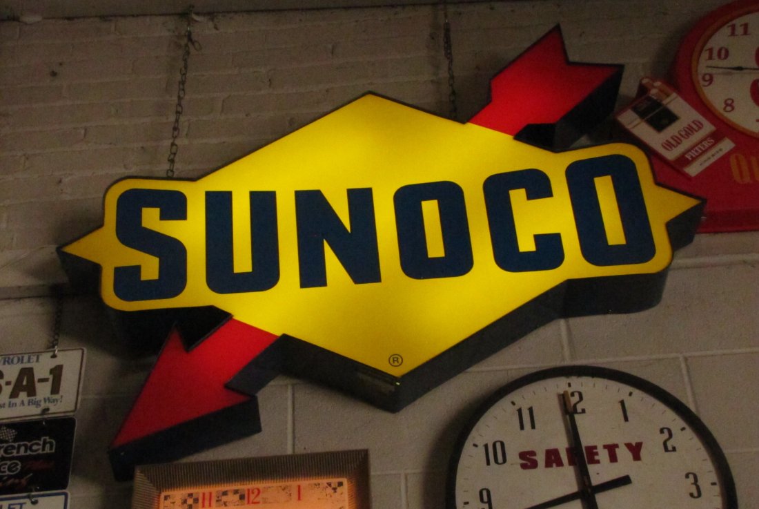 46: Everbrite Sunoco Petroleum Gasoline Lighted Sign