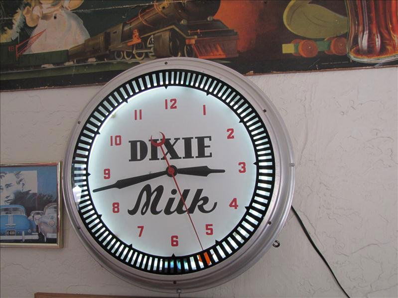 758: Dixie Milk Neon Advertising Clock - Jul 29, 2012 | Scheerer ...