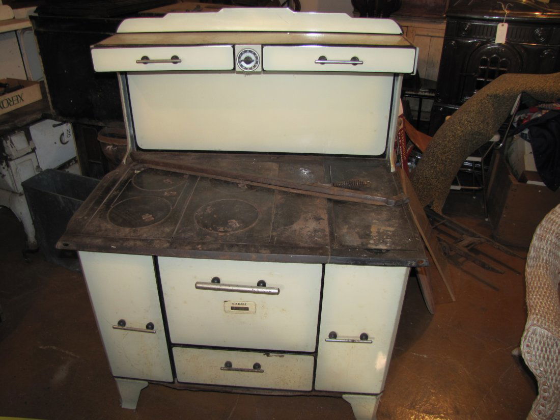 259A: E. Z. Bake Wood Burning Cook Stove