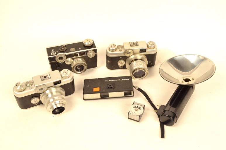(3) Vintage Argus Cameras 50mm - Nov 13, 2013 | Scheerer McCulloch ...