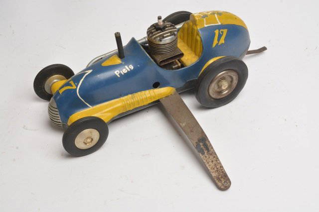 Vintage Real Mccoy Tether Car