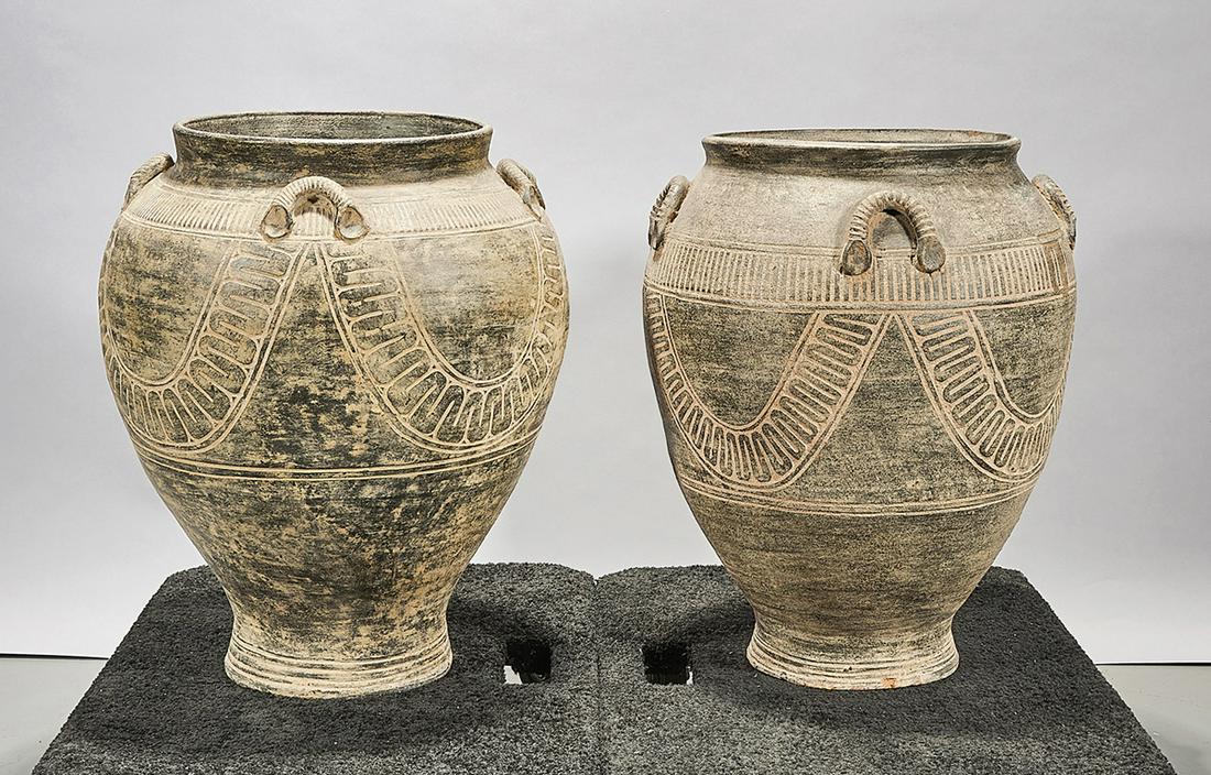 Pair of Large Waymon Cole Pottery Jars - Apr 07, 2013 | Kaminski ...