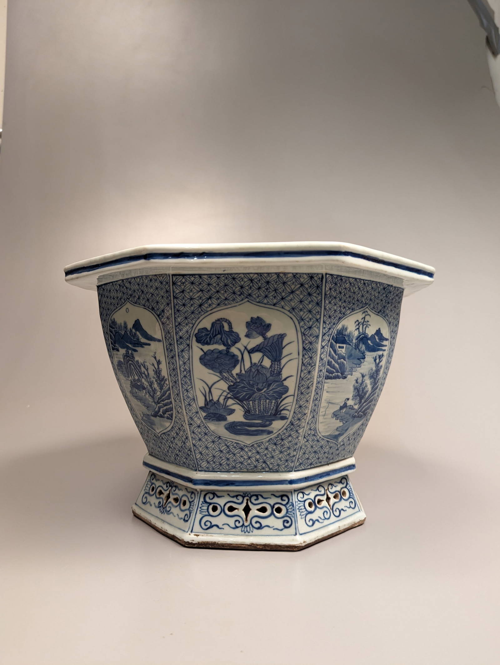 Chinese Blue And White Octagonal Flower Pot Auction