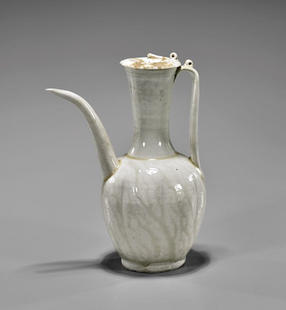 SONG DYNASTY YINGQING EWER