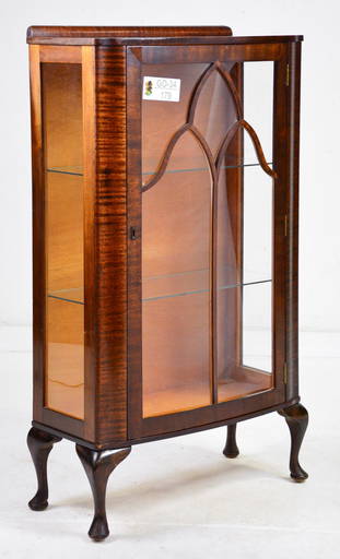 English Walnut Queen Ann Display / Curio Cabinet - Feb 01, 2021 ...