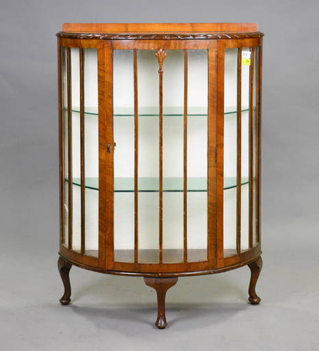 English Queen Ann Curio / Display Cabinet - May 03, 2021 | Gallery ...