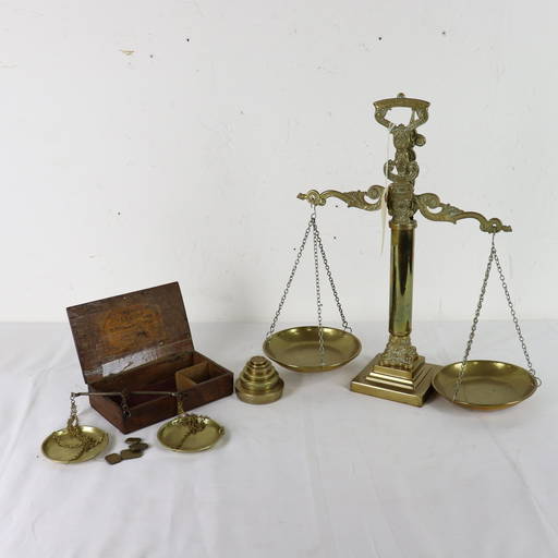 2 British Scales 1 Is Avery