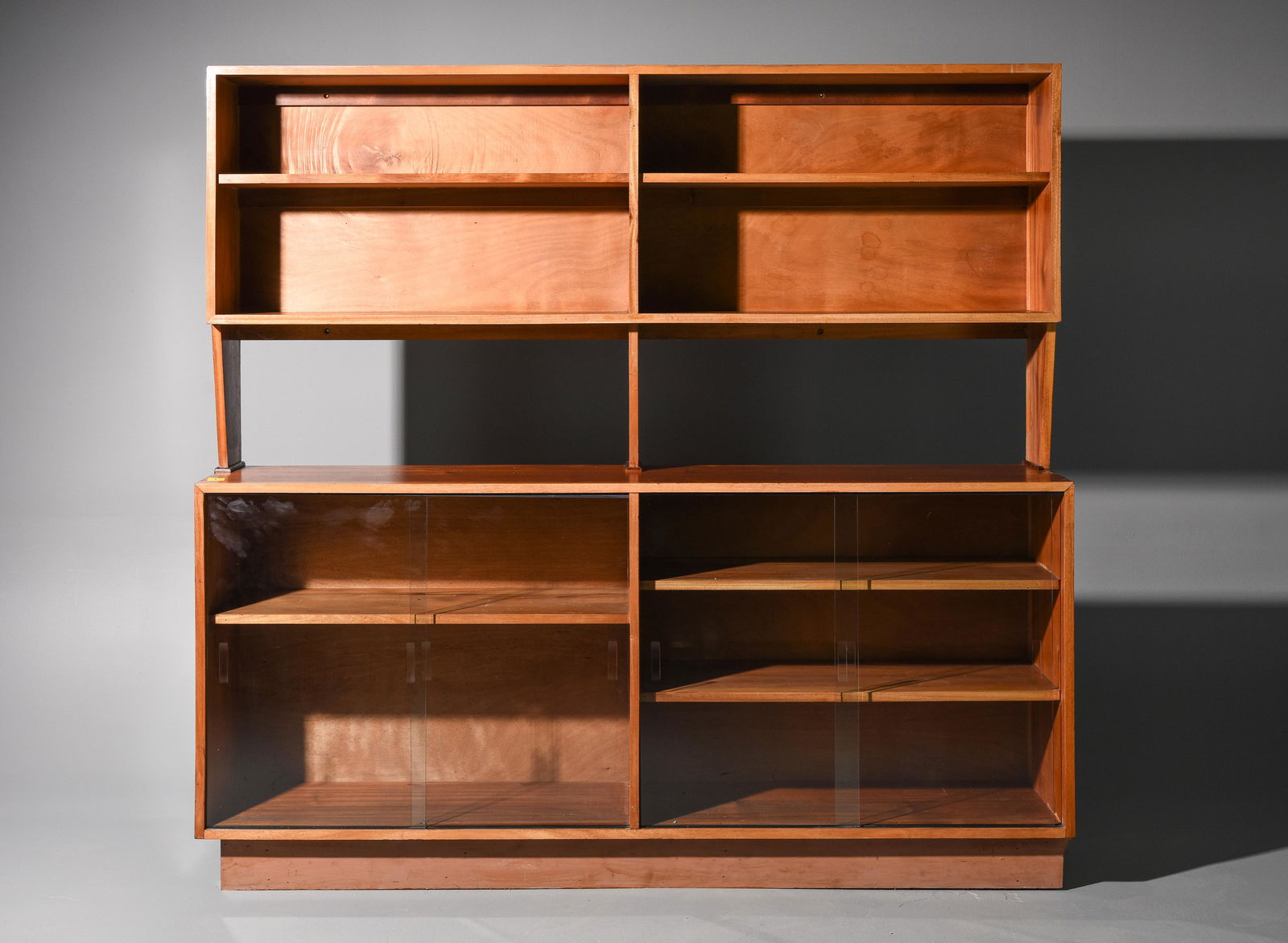 Mid Century Modern Bookcase / Wall Unit - Apr 03, 2023 | Gallery ...