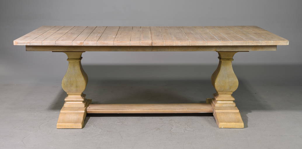 Legacy Extended Table With 2 Leaves