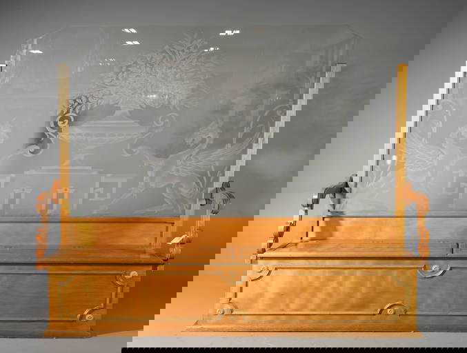 British Bench Etched Glass / Griffin & Floral Motif