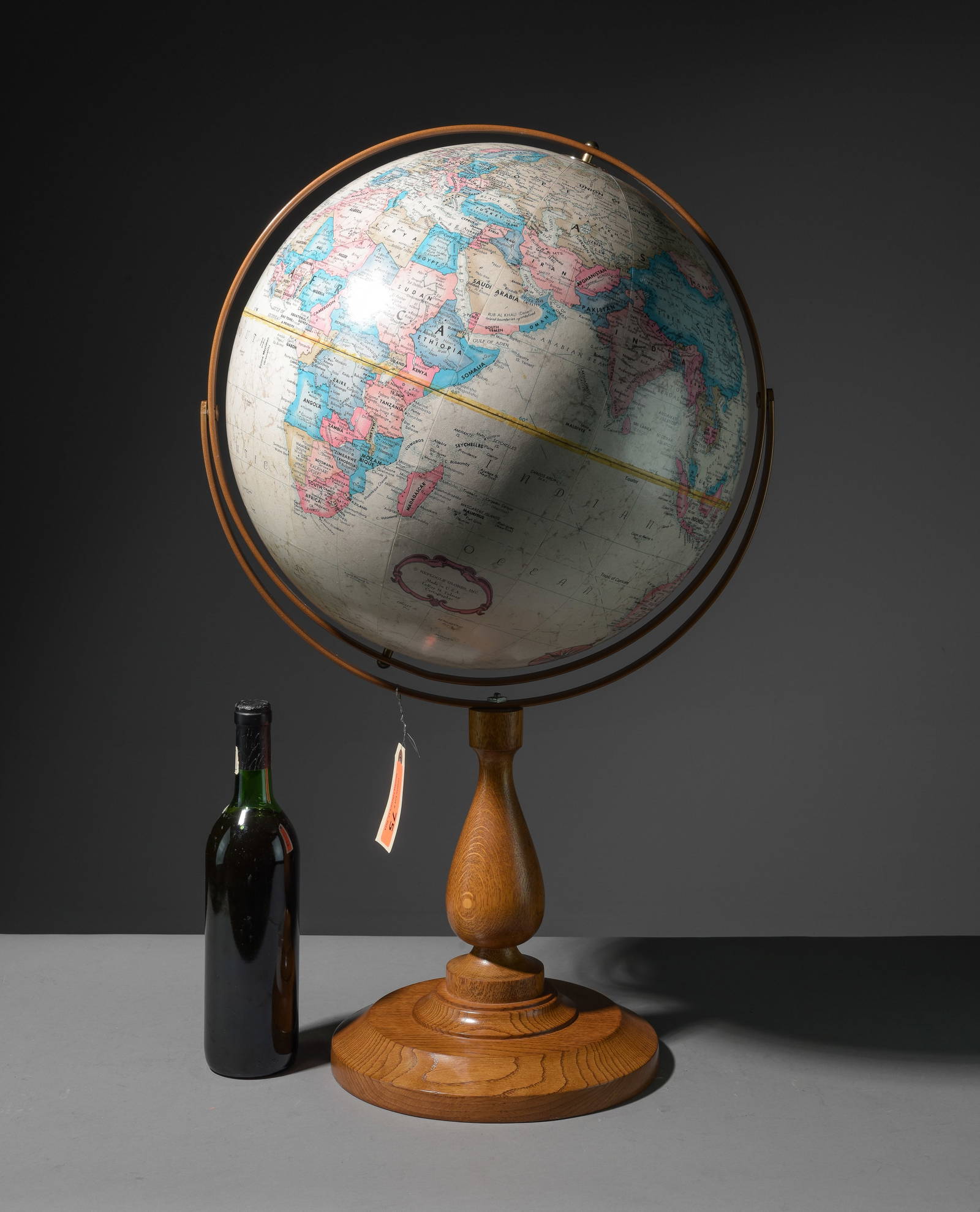 American World Classic 16 Inch Globe Auction