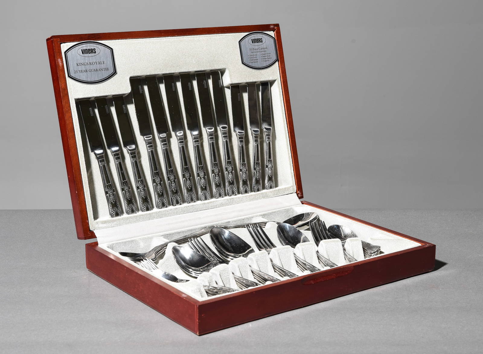50pcs Viners Kings Royale Cutlery Set In Oak Case Auction