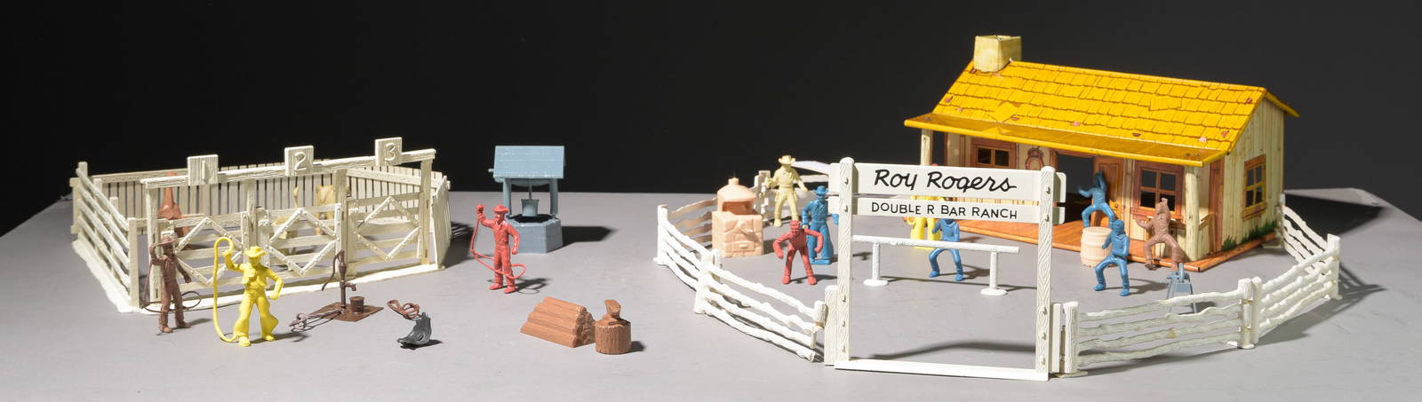Marx Roy Rogers Rodeo Ranch Playset C.1955