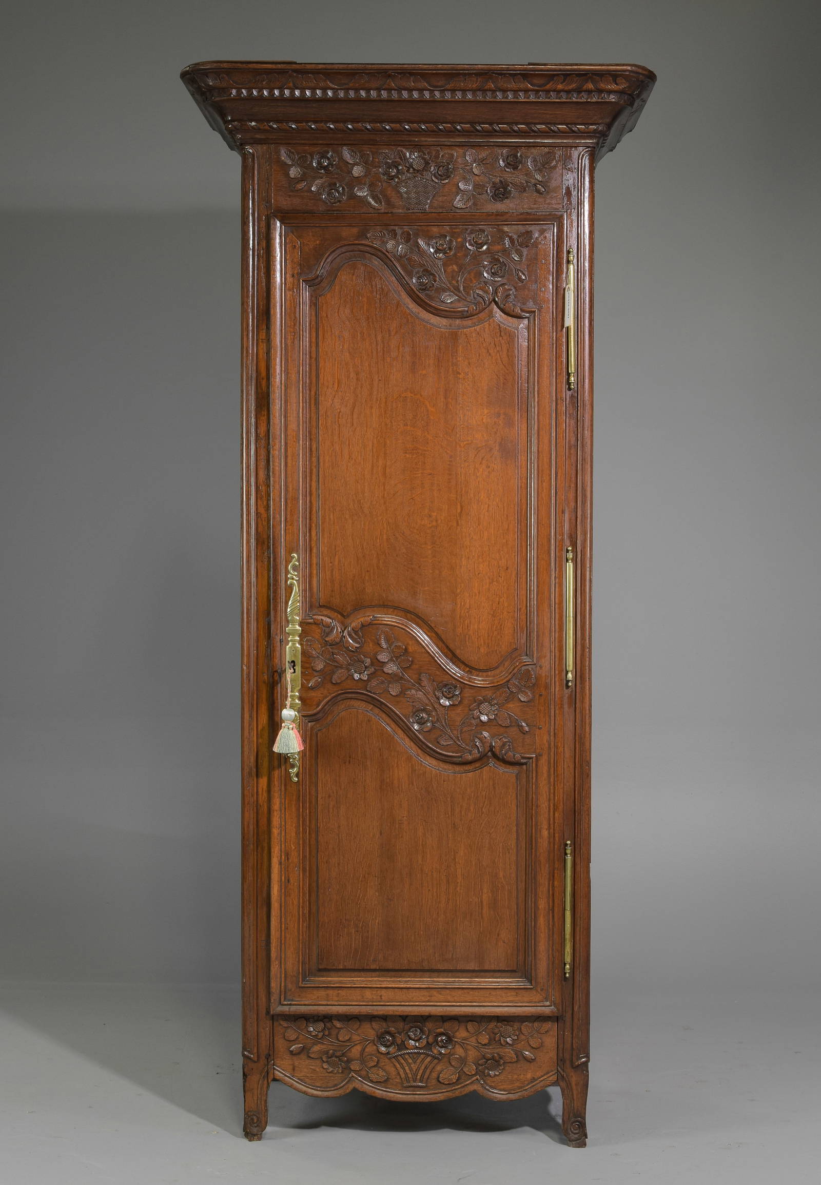 French Carved Oak Bonnetiere / Hall Robe Auction