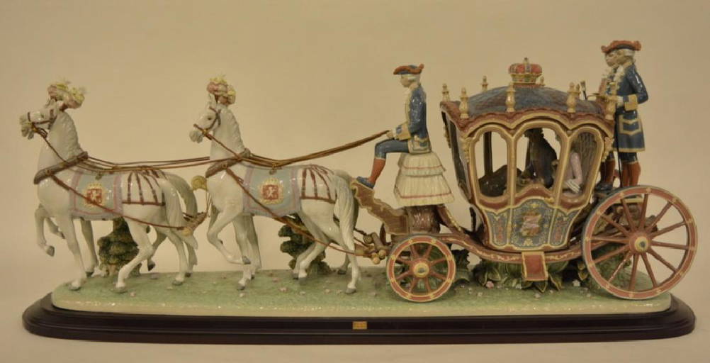 Lladro "18th Century Coach" Figurine #1485