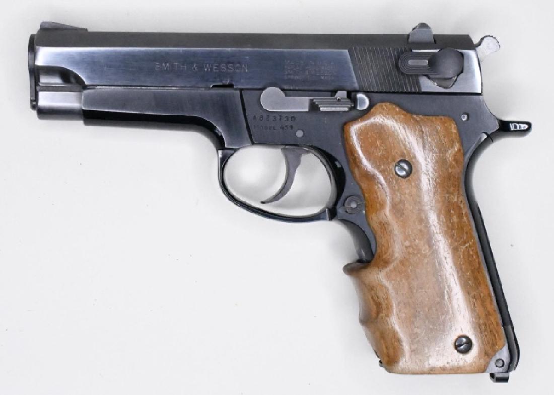 Smith & Wesson Model 459 9mm Semi-Automatic Pistol