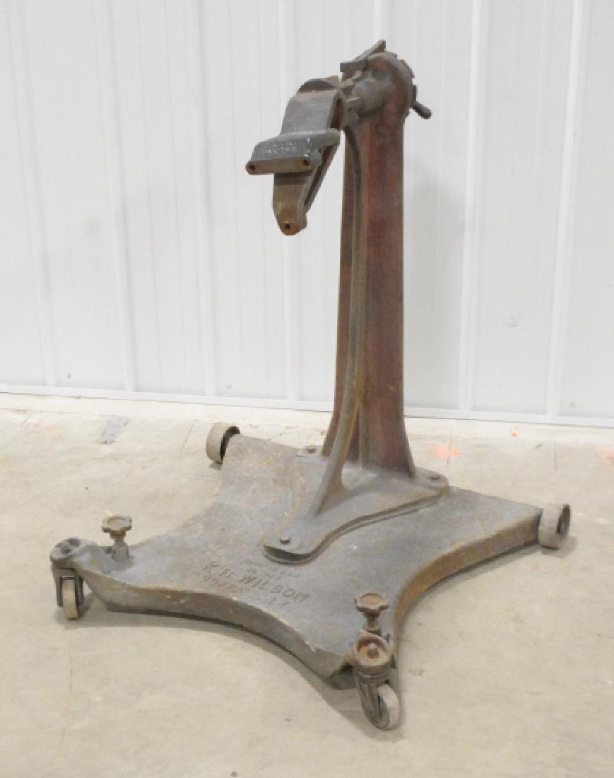 K.r. Wilson No.744 Rolling Engine Stand