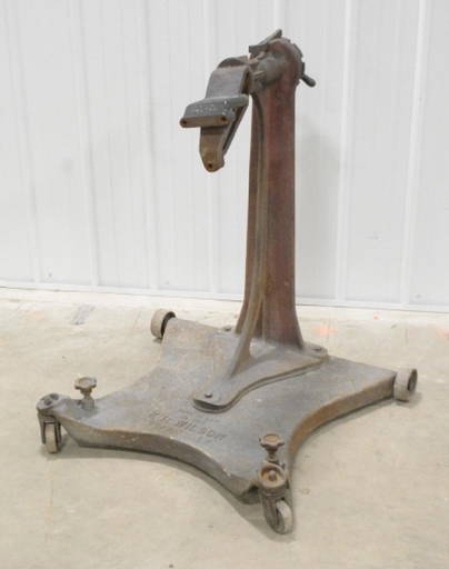 K.r. Wilson No.744 Rolling Engine Stand