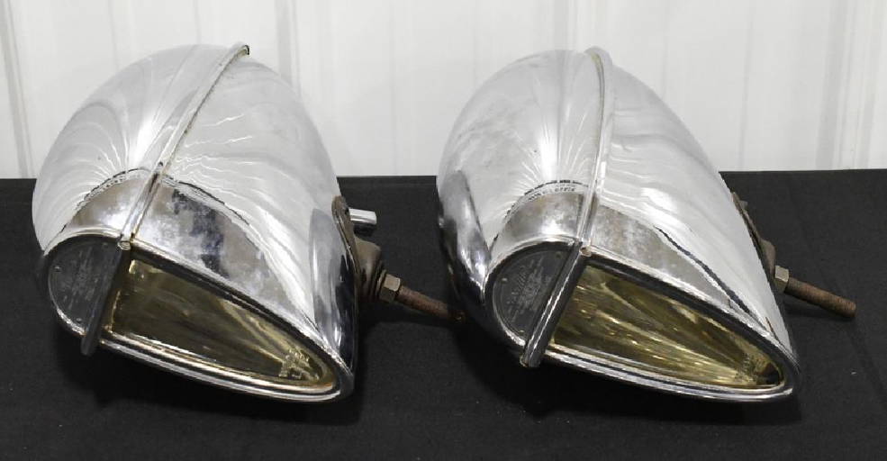 Set Of Woodlite Headlights