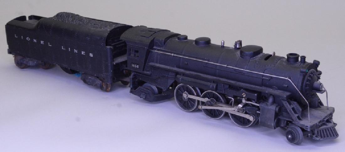 Lionel 1666 Steam Locomotive and Tender