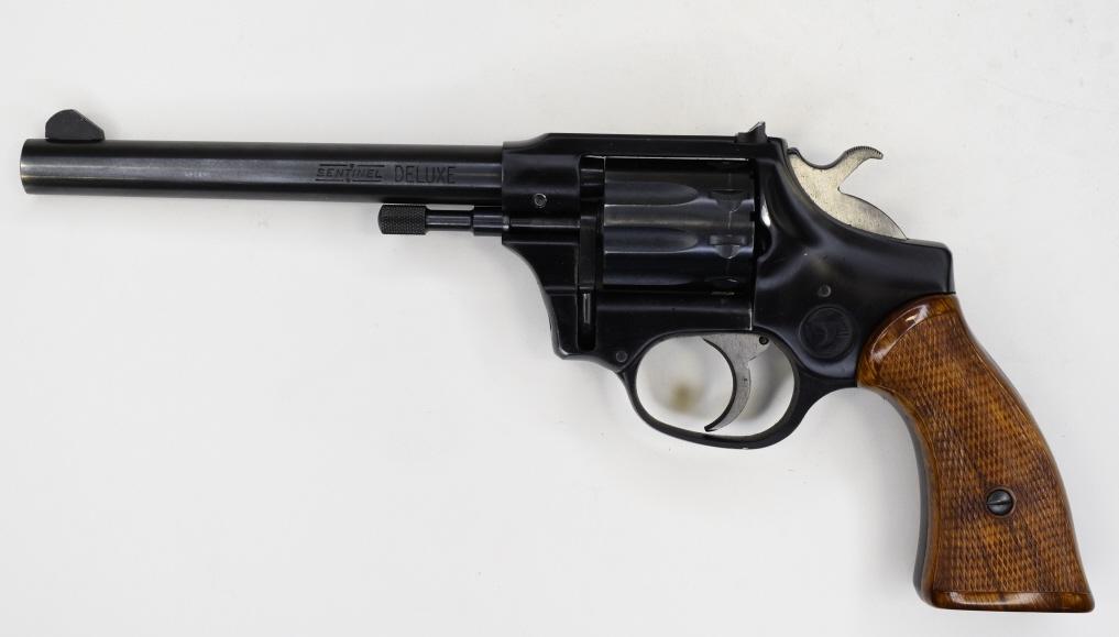 High Standard Sentinel Deluxe .22 Cal. Revolver - Jan 18, 2020 | Kraft ...