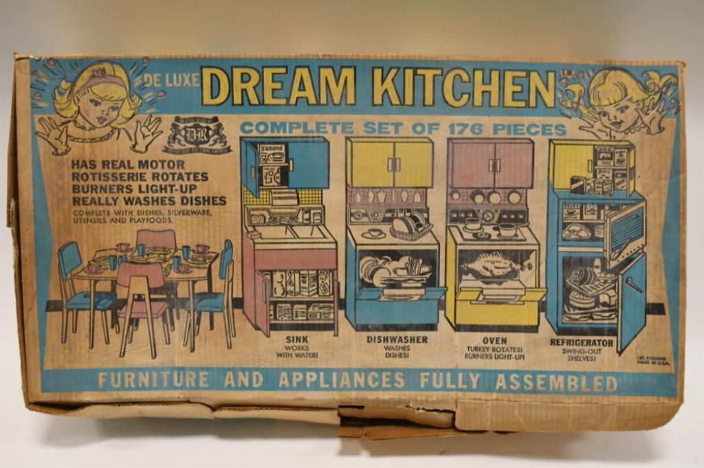 Deluxe Reading Dream Kitchen Set in Box - Jan 26, 2020 | Kraft Auction ...