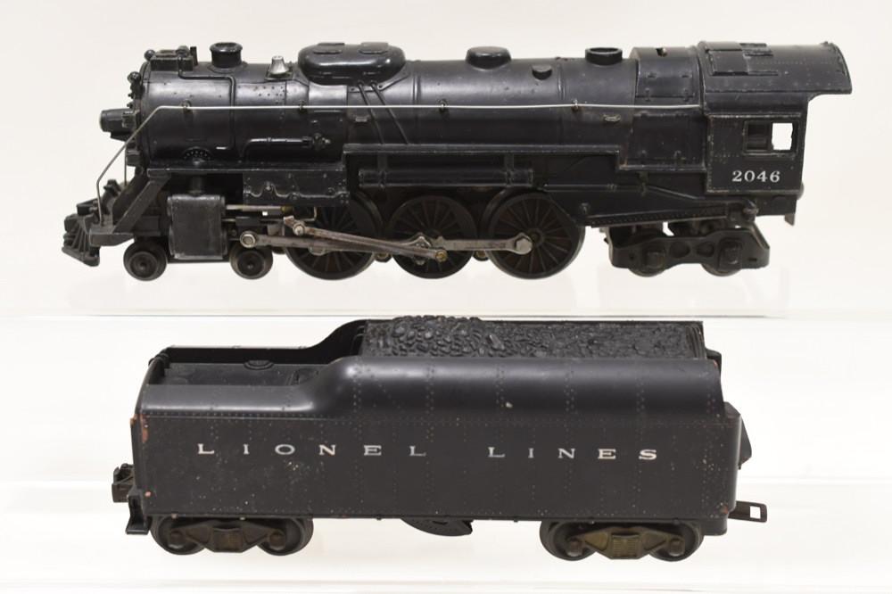 Postwar Lionel 2046 Steam Locomotive & Tender