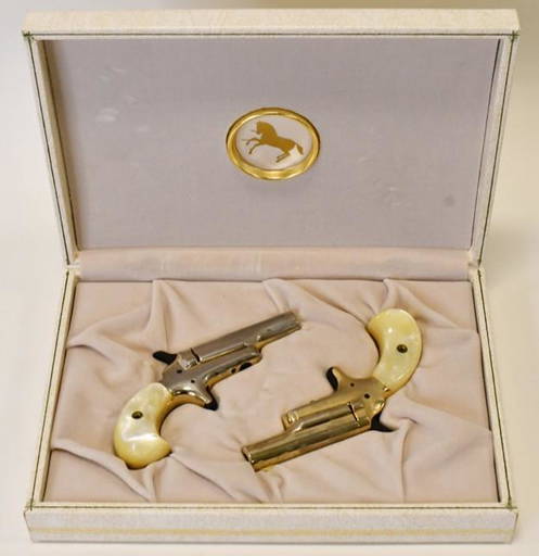 Colt Lady Derringer Set In Box - Jan 17, 2021 | Kraft Auction Service in IN