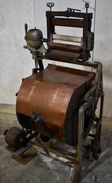 Antique Apex Electric Washing Machine W Copper Tub